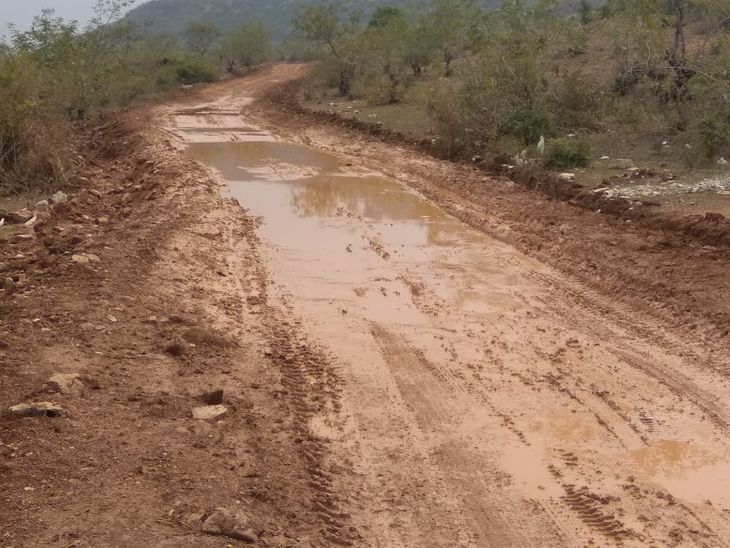 Rohtas Rehal Adhaura road condition deteriorated due to rain | बारिश से ...