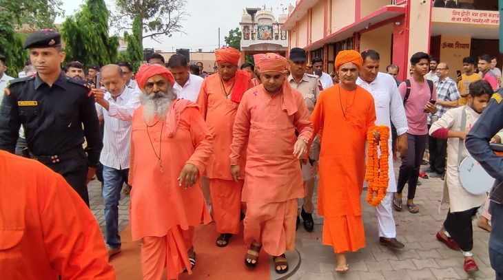 Pir Baba Balak Nath unveiled the idol of Shiva in Dabar Dham with Vedic ...