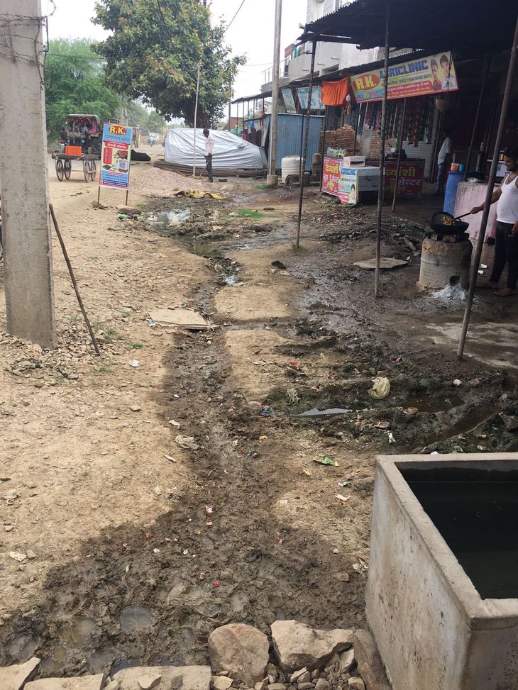 Drain construction not done in the ward, water will enter the houses in ...