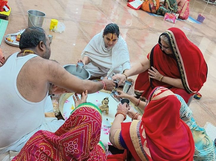 Attractive decoration done in the temple, abhishek worship of God and ...