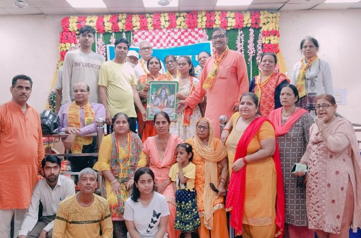 The month of Shravan is specially dedicated to the worship and worship ...