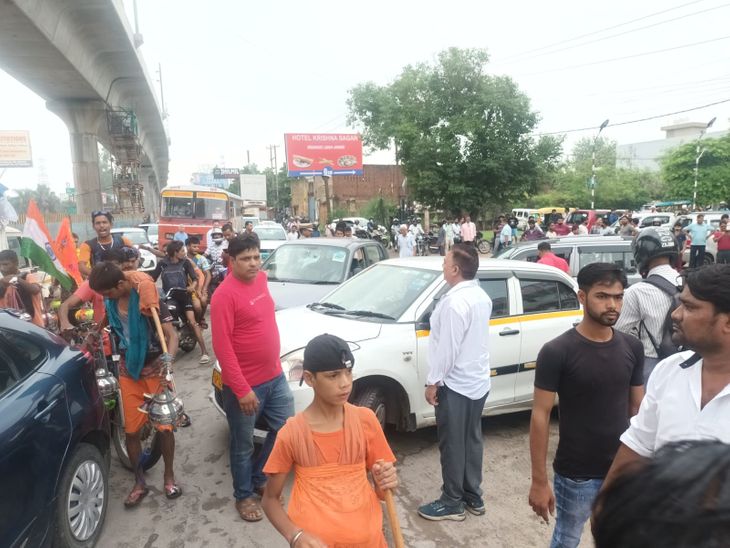 Kavadiya was returning with Ganges water in Muradnagar, Kavad ...