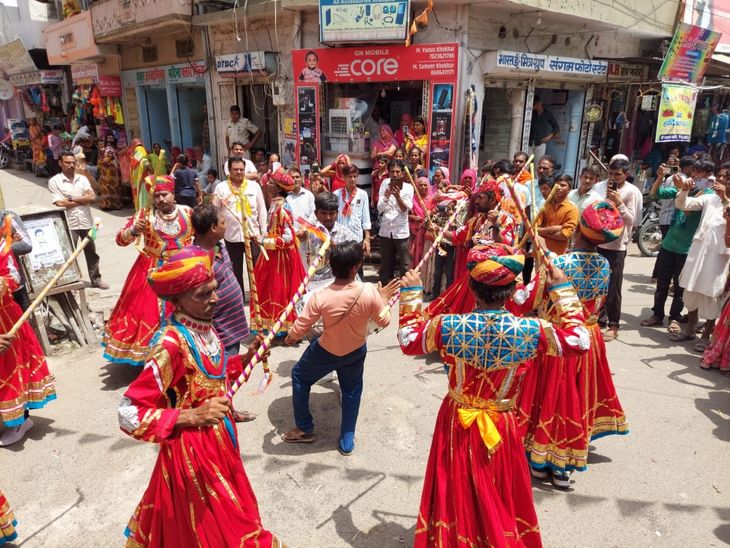 Tableaux enthralled Moha Man, Ghodi dance and Punjabi band | सोजत में ...