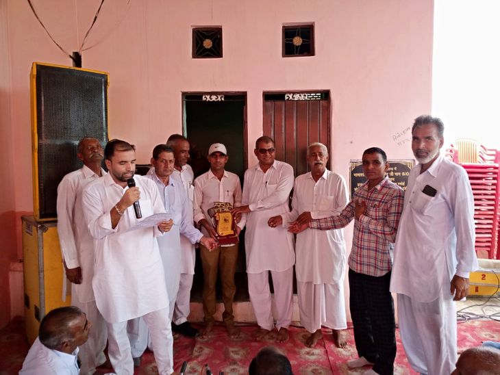 Bhamashah honor ceremony at Mokshadham, Nethrana honored by giving ...