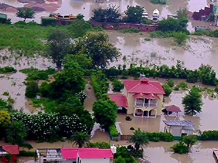 Now the bulldozer of submergence area authority and administration will ...