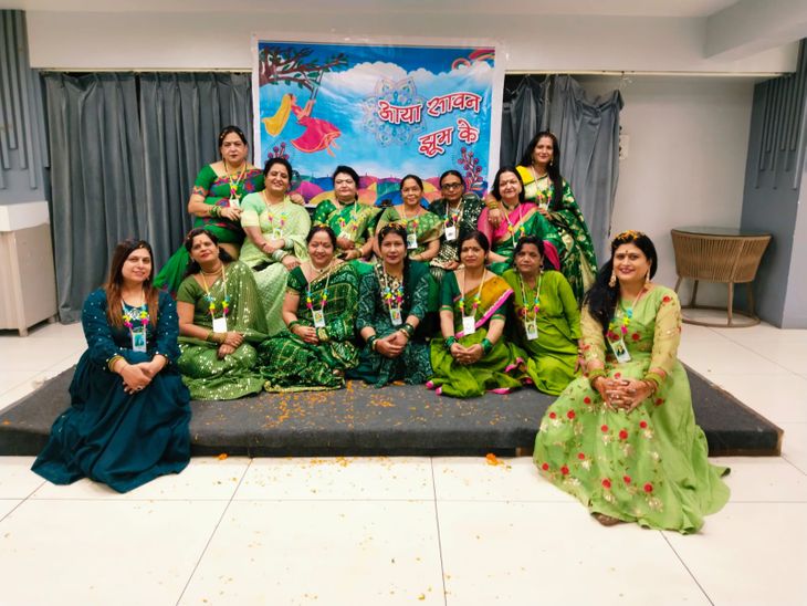 Mrs. Seth, Rajshree and Nidhi elected Sawan Queen | सावन क्वीन चुनी गई ...