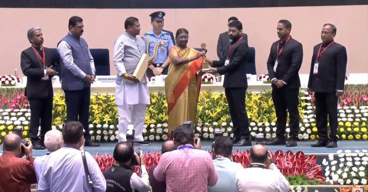 President honored IAS Ashish Vashisht