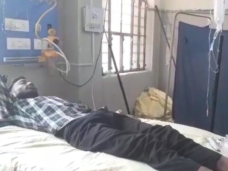 Drunk mistaken for salt as pesticide, admitted to hospital | नमक समझकर ...