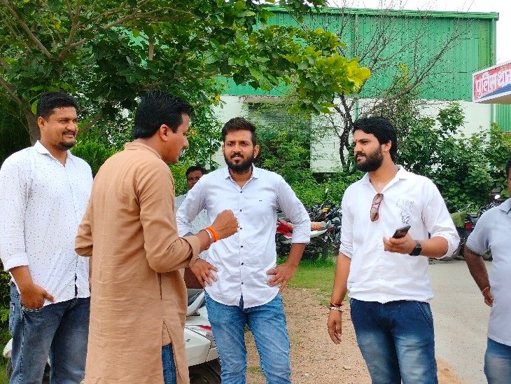 Young man was found in Nanihal, befriended by joining social media ...