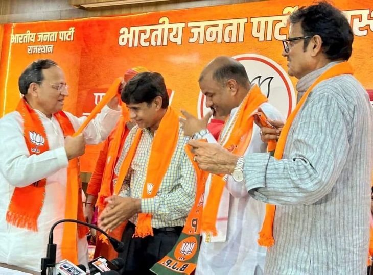 Former IAS Dr. SP Singh joins BJP, said everyone will work together ...