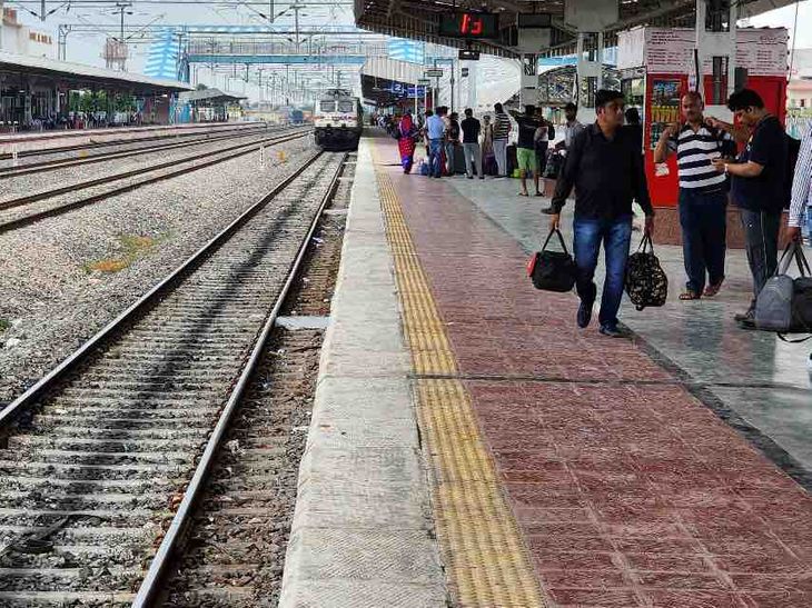 Passengers will be ticketless if they do not reach their seats from the ...