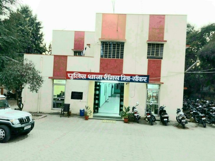 Bolero jeep stolen in front of Balaji temple in Ringas, the victim jeep ...