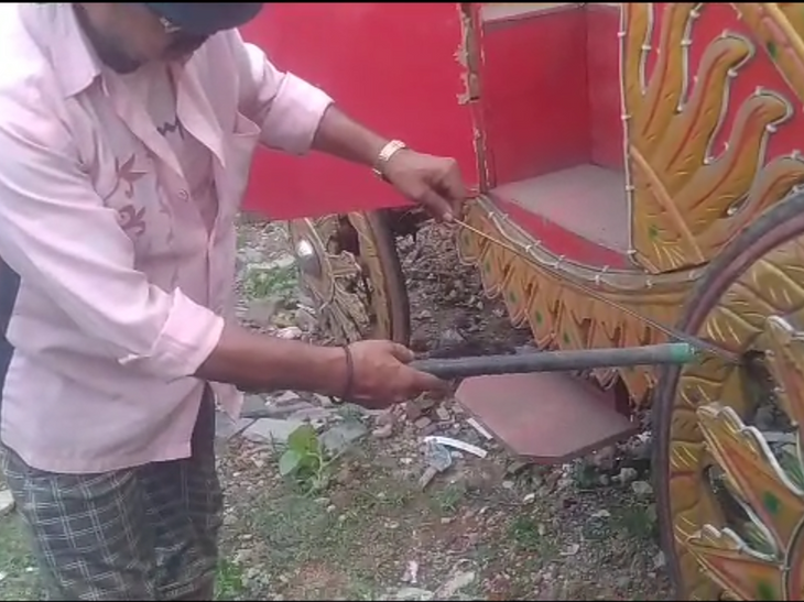 Seeing a snake of karait species in Makaronia area, there was a stir ...