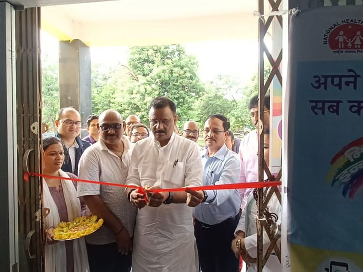 Mayor inaugurated Mission Indradhanush in Varanasi