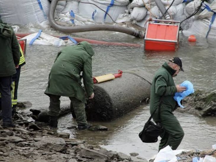 World War 2 Bomb Defusal Operation; 13,000 Evacuated In Germany ...