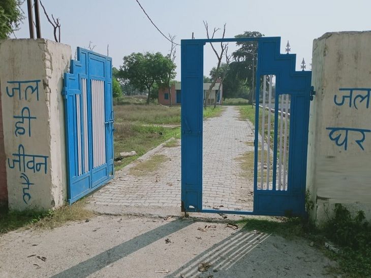 Attempt to capture public health tubewell in Sonipat village Kurad ...