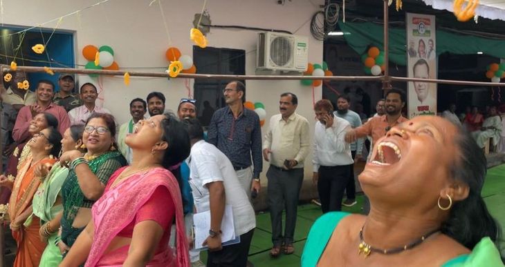 Chair race, Jalebi race, Matka Phod and Suva dance organized on Mitan ...