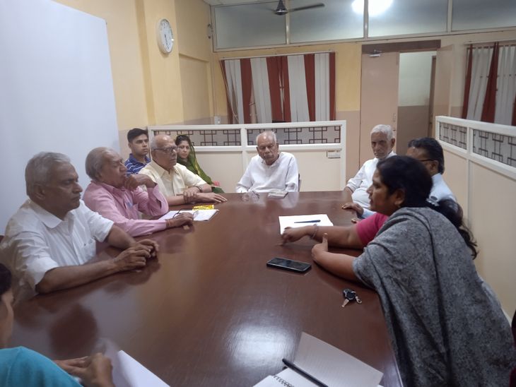 Brainstorming in the meeting of Development Foundation in Indore ...