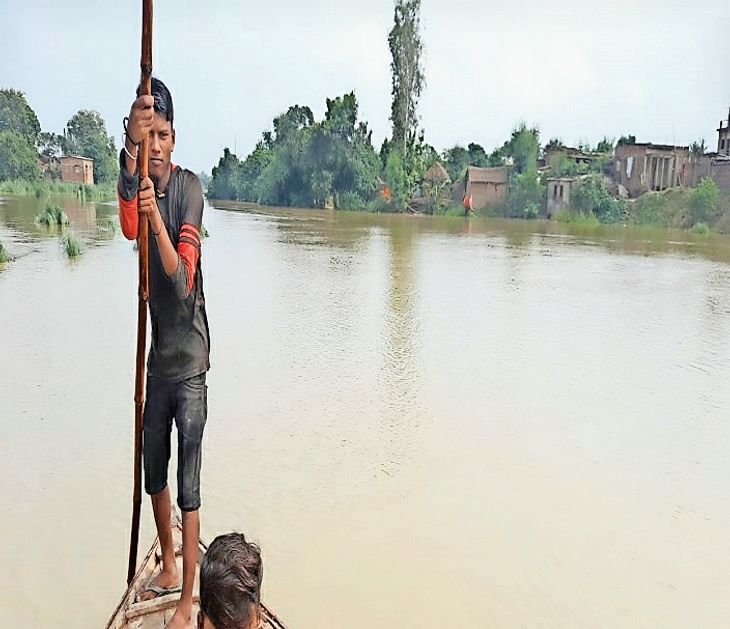 Chatra-Rahitol village became an island due to increase in water level ...