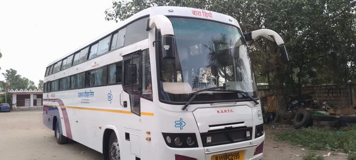 Got two new sleeper coach buses for the first time