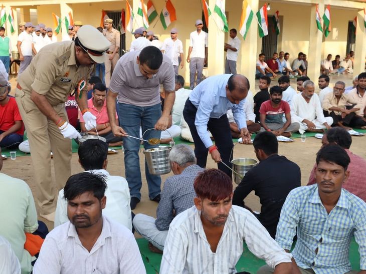 Communion in Farrukhabad Jail on Independence Day | स्वतंत्रता दिवस पर ...