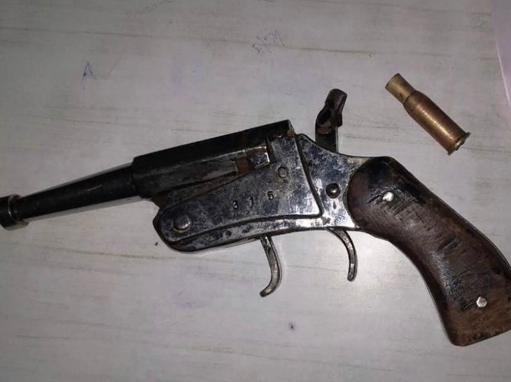Accused arrested with katta of 315 bore katta