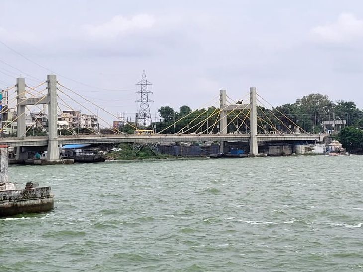 Bhopal Monsoon Rainfall Analysis; Kolar Kaliyasot Dam Bada Talab Water ...