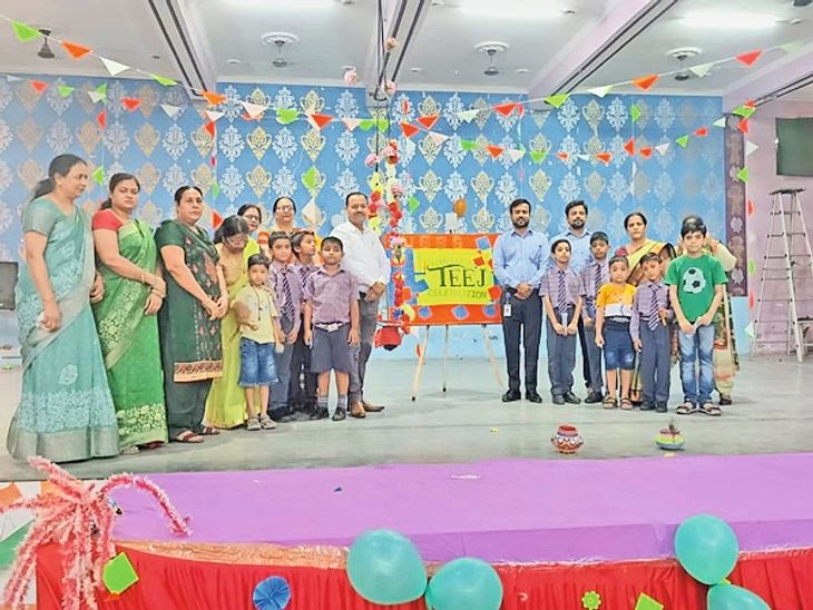 Celebrated three festivals in Vaish School, Jhula Jhula distributed ...