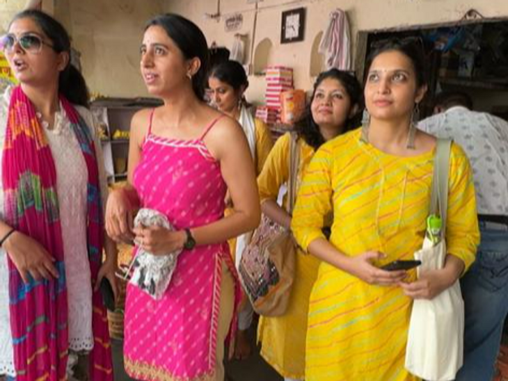 Pinkcity Teej Cultural Walk organized in Parkote | परकोटे में हुई ...