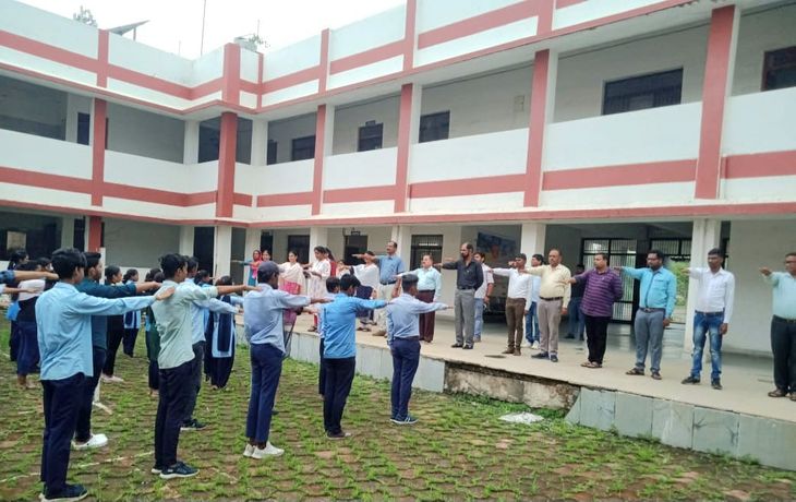 Pledge taken on Sadbhavna Diwas in ITI