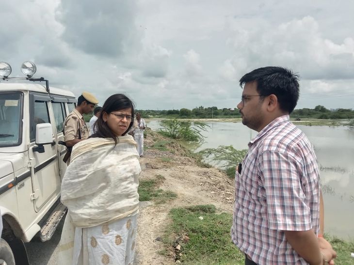 ADM took stock of flood affected areas in Rae Bareli | रायबरेली में ADM ...