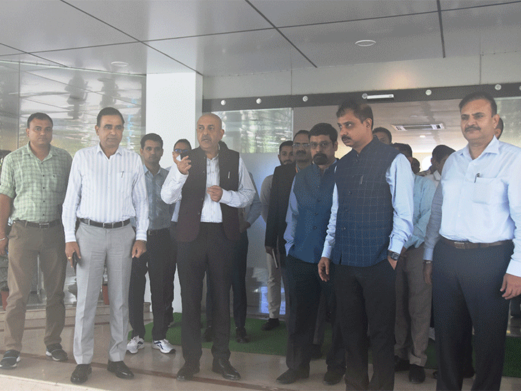 PM Modi Advisor Panipat Visit; IAS Tarun Kapoor Parali Prabandhan Issue ...