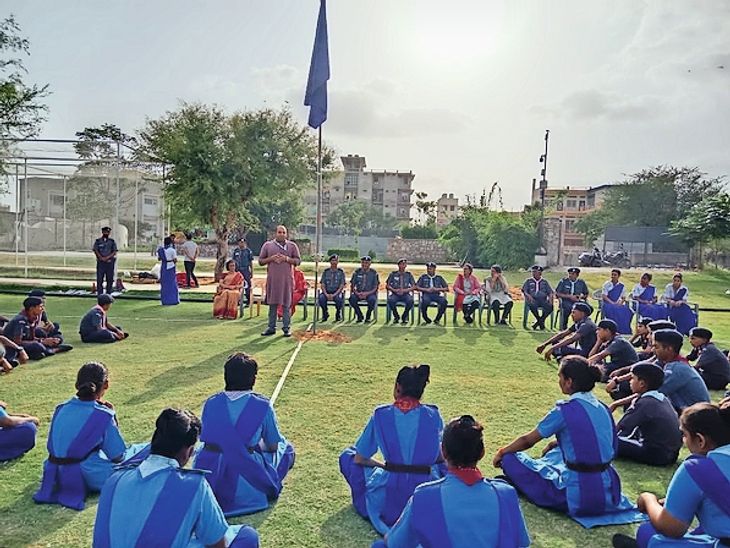 Inauguration of Scout-Guide training camp | स्काउट-गाइड के प्रशिक्षण ...