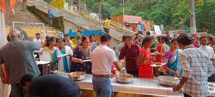 Hanuman Chalisa recitation completed in Mathardev temple on the last ...