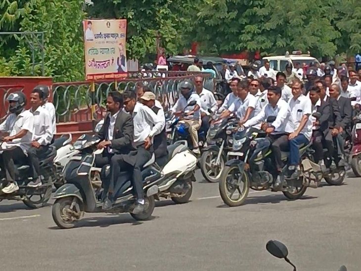 Lawyers in Alwar demand chamber in mini secretariat | अलवर में वकीलों ...