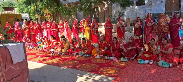 Collective cow worship on Bahula Chauth, wish for prosperity | बहुला ...