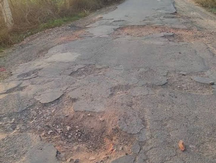 The condition of Hathras Jalesar Road will improve.