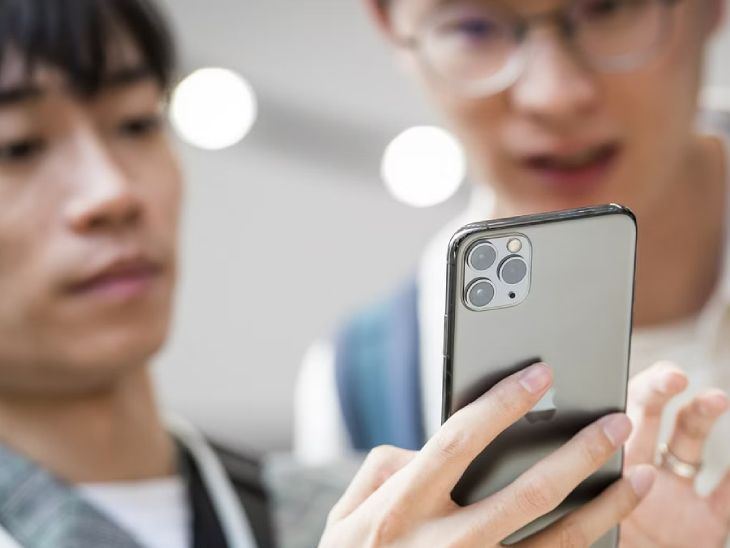 China Apple iPhone Ban | China's Ban on iPhones for Government ...