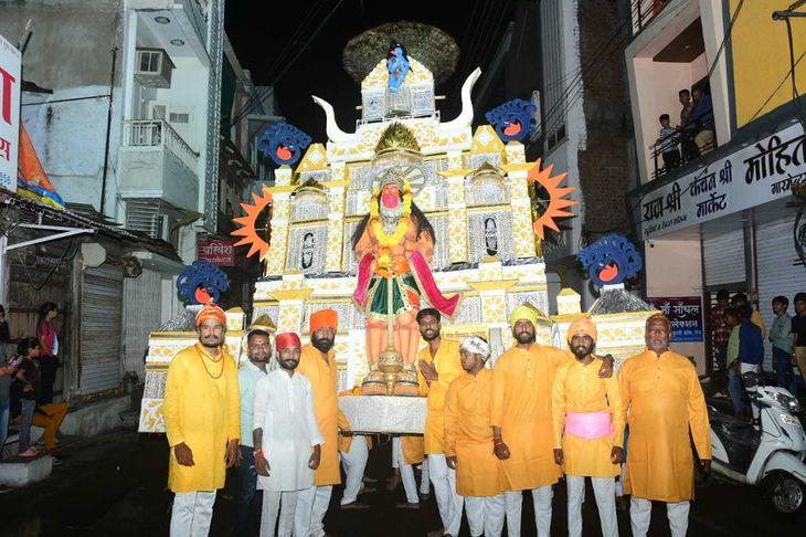 Goga Navami: Walking ceremony of sticks, Maha Aarti at 1 pm | गोगा नवमी ...