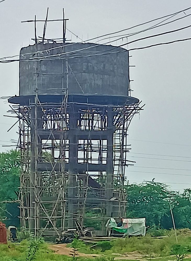 4 overhead tanks being constructed to supply water to every home | घर ...