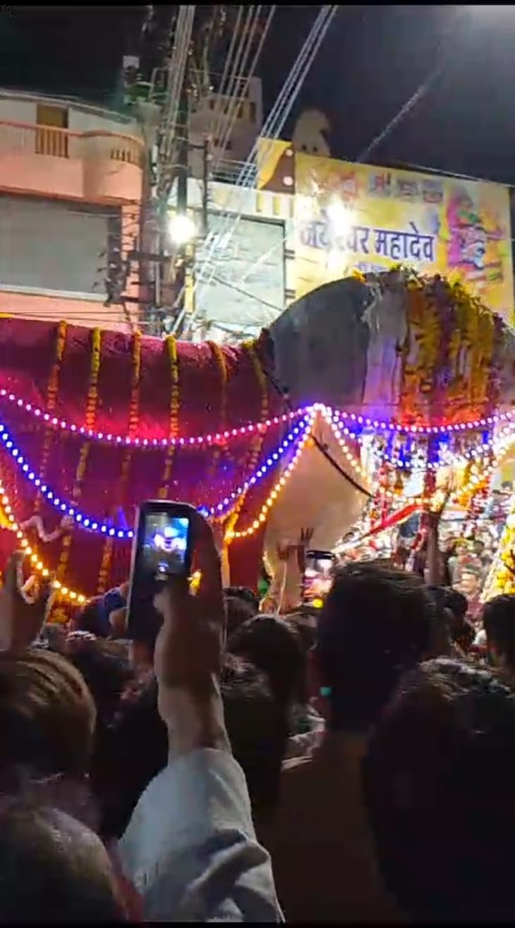 Accident during Bade Saheb's procession taken out on 40th, no one ...