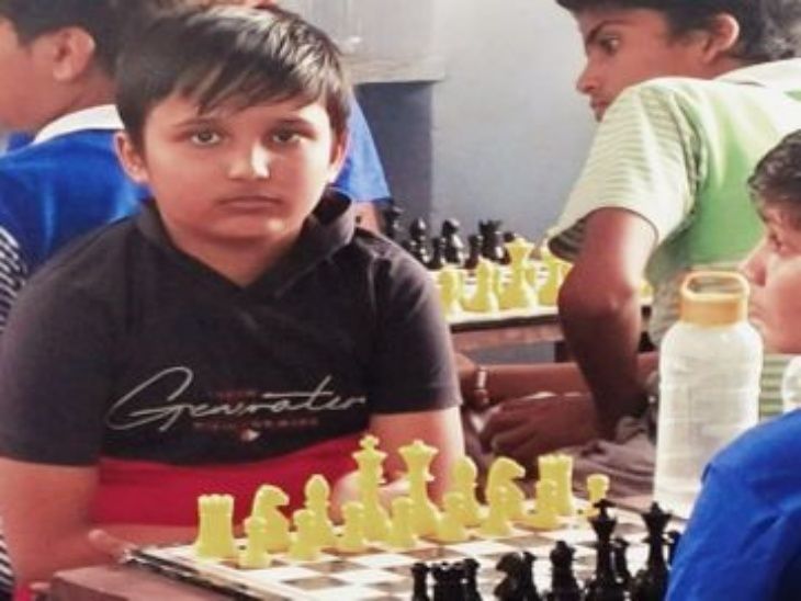 Siddharth, a clever little chess player, came first | शतरंज का नन्हा ...
