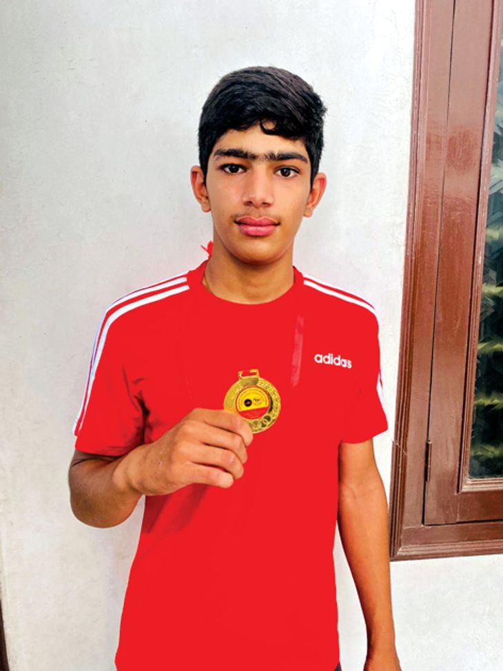 Wrestling: Tejpal and Manish remained first | कुश्ती : तेजपाल व मनीष ...