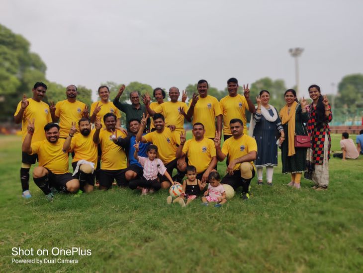 Sarni defeated Khandwa and entered the semi-finals | सारनी ने खंडवा को ...