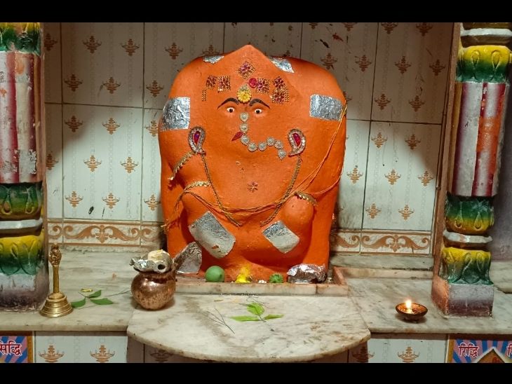 Ganesh idol was in the turret of 150 year old court | 150 साल पुरानी ...