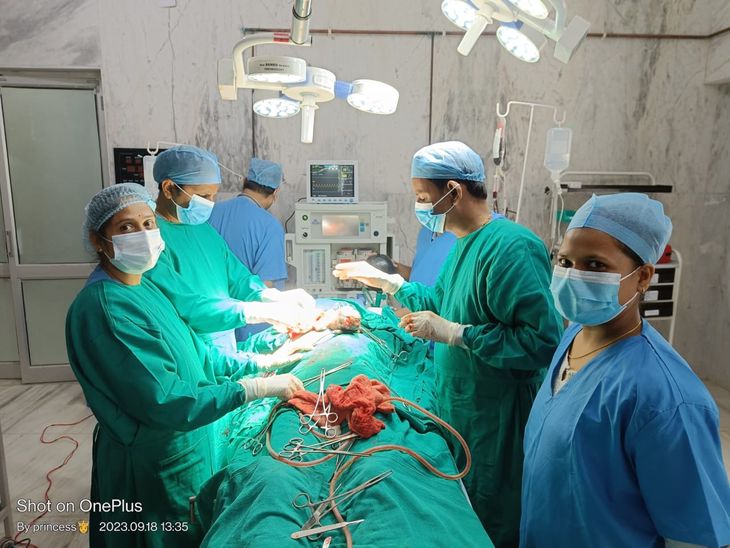 Doctors performed successful breast operation of woman in 4 hours ...