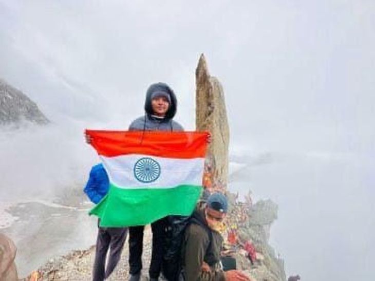 Yukti conquered 22 thousand feet high peak | उत्तराखंड के किन्नौर कैलाश ...