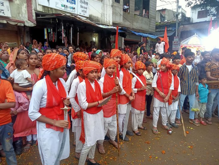 Dev Viman launched on Dol Gyaras | डोल ग्यारस पर निकले देव विमान: नगर ...