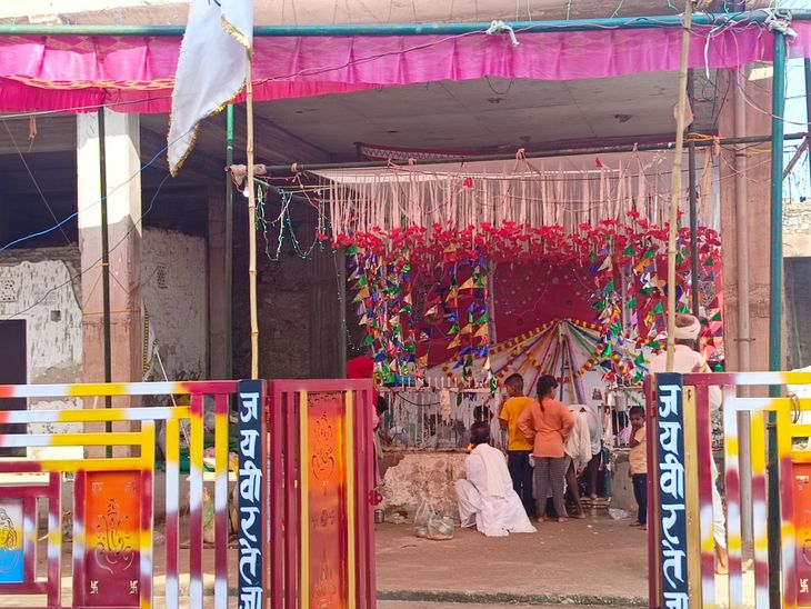 Decoration in temples on Teja Dashami | तेजा दशमी पर मंदिरों में सजावट ...