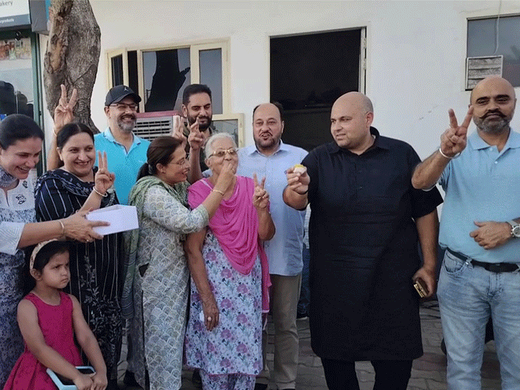 asian games 2023 china 10 meter shooting Arjun Cheema's family ...